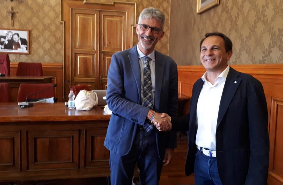 Ragusa, dove allearsi è peccato - Buttanissima Sicilia