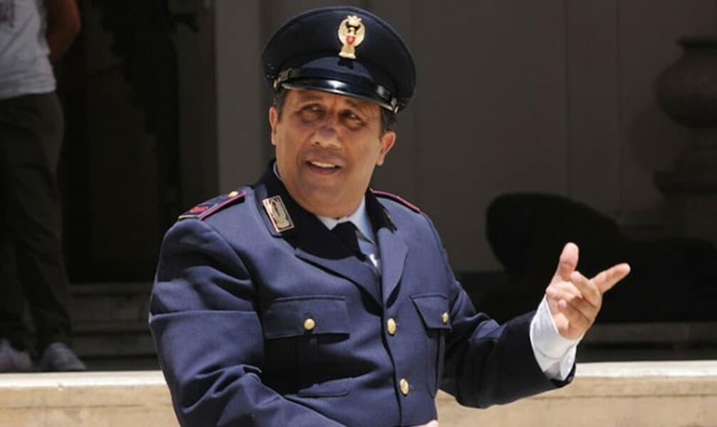 Angelo, il Catarella che si scopre ballerino - Buttanissima Sicilia