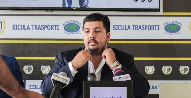 Dai rifiuti al pallone: il crollo dei Leonardi - Buttanissima Sicilia