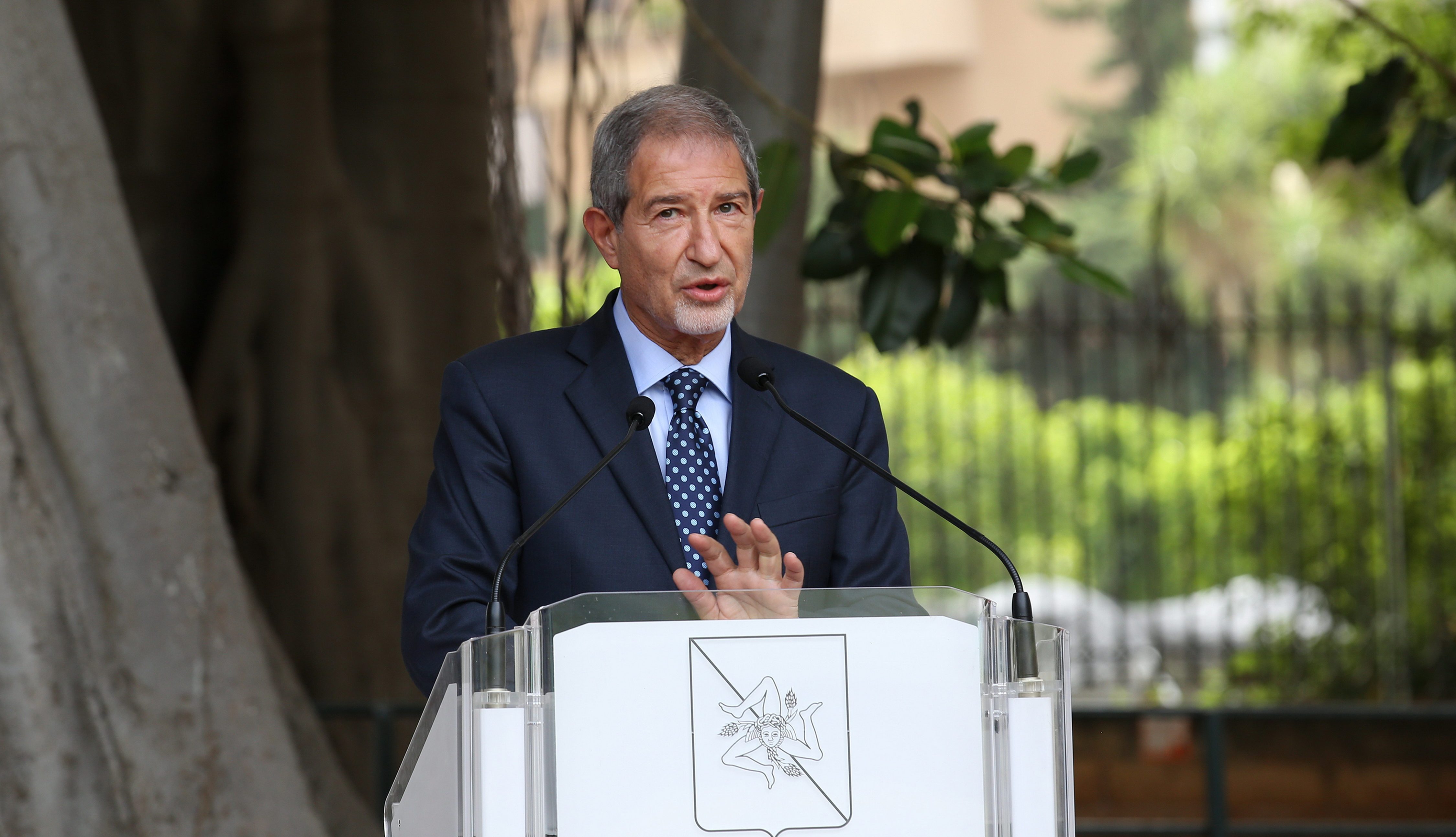 Musumeci: non c'è spazio per la Dc - Buttanissima Sicilia