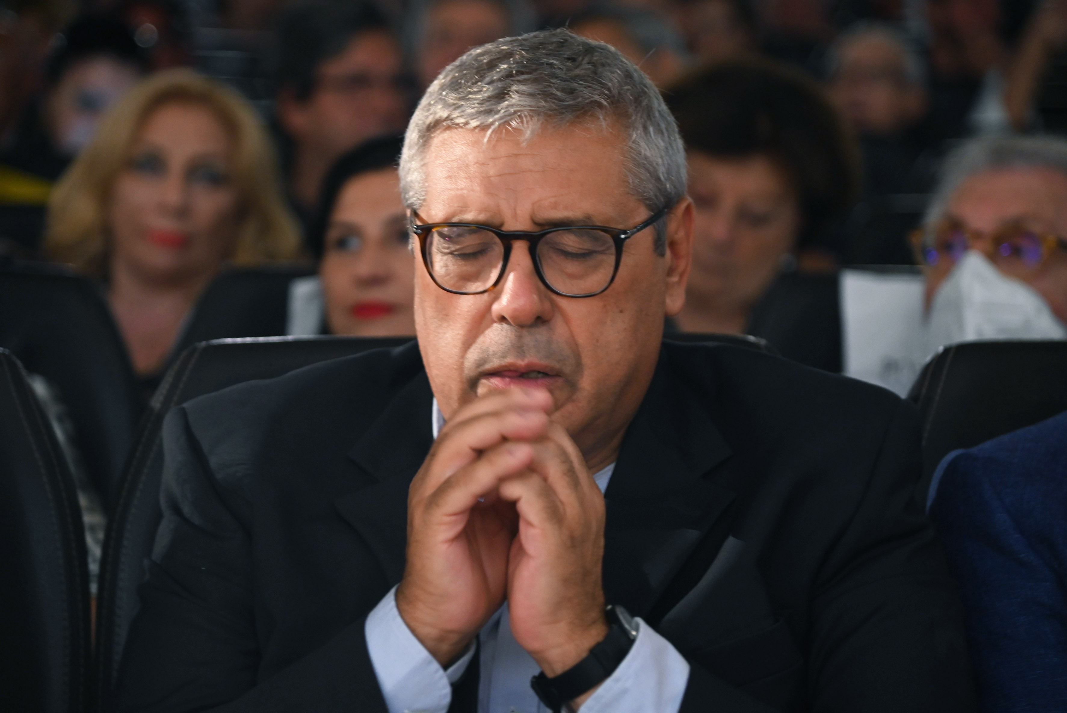 Le balene bianche di Sicilia - Buttanissima Sicilia