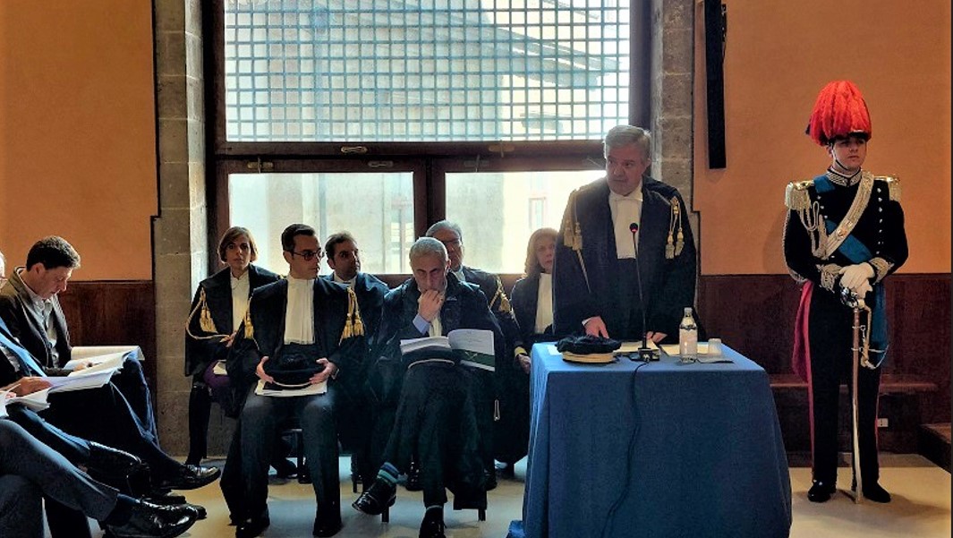 Zingale rivela gli scandali beffardi della Pa - Buttanissima Sicilia