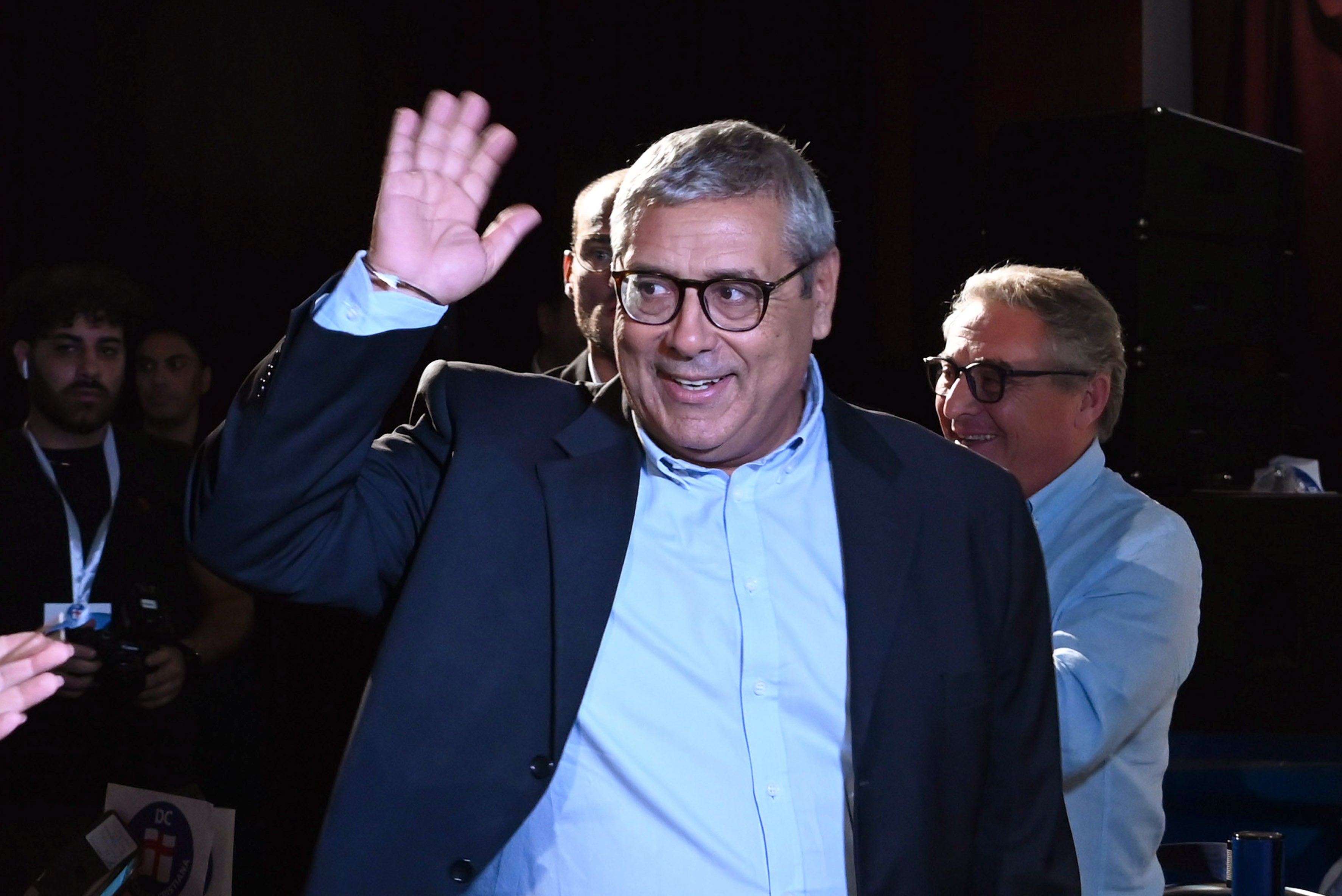 Ma di Cuffaro, dentro questa Regione, non ce n’è uno solo ...