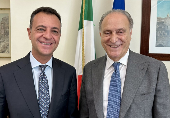 Minardo si sacrifica per la gloria di Cesa - Buttanissima Sicilia